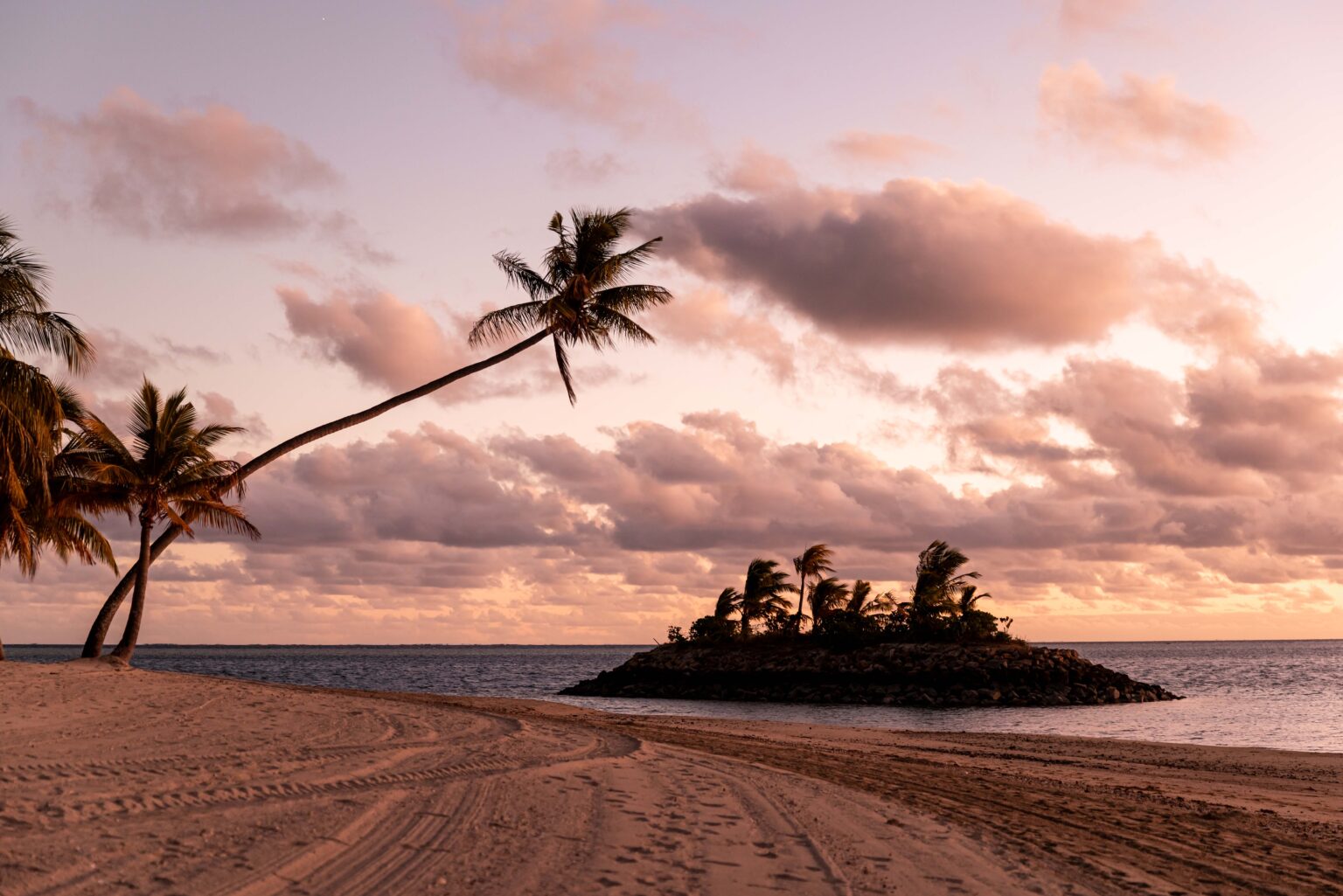 Fiji Travel Guide | 14 Days In Fiji Itinerary - Go Live Explore